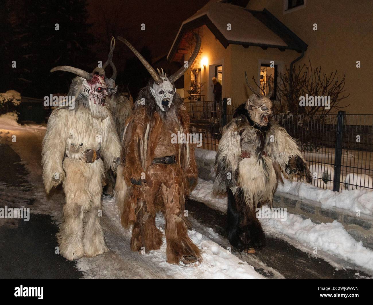 Krampusse, Herberger Höllen Teifln, Austria Stock Photo - Alamy