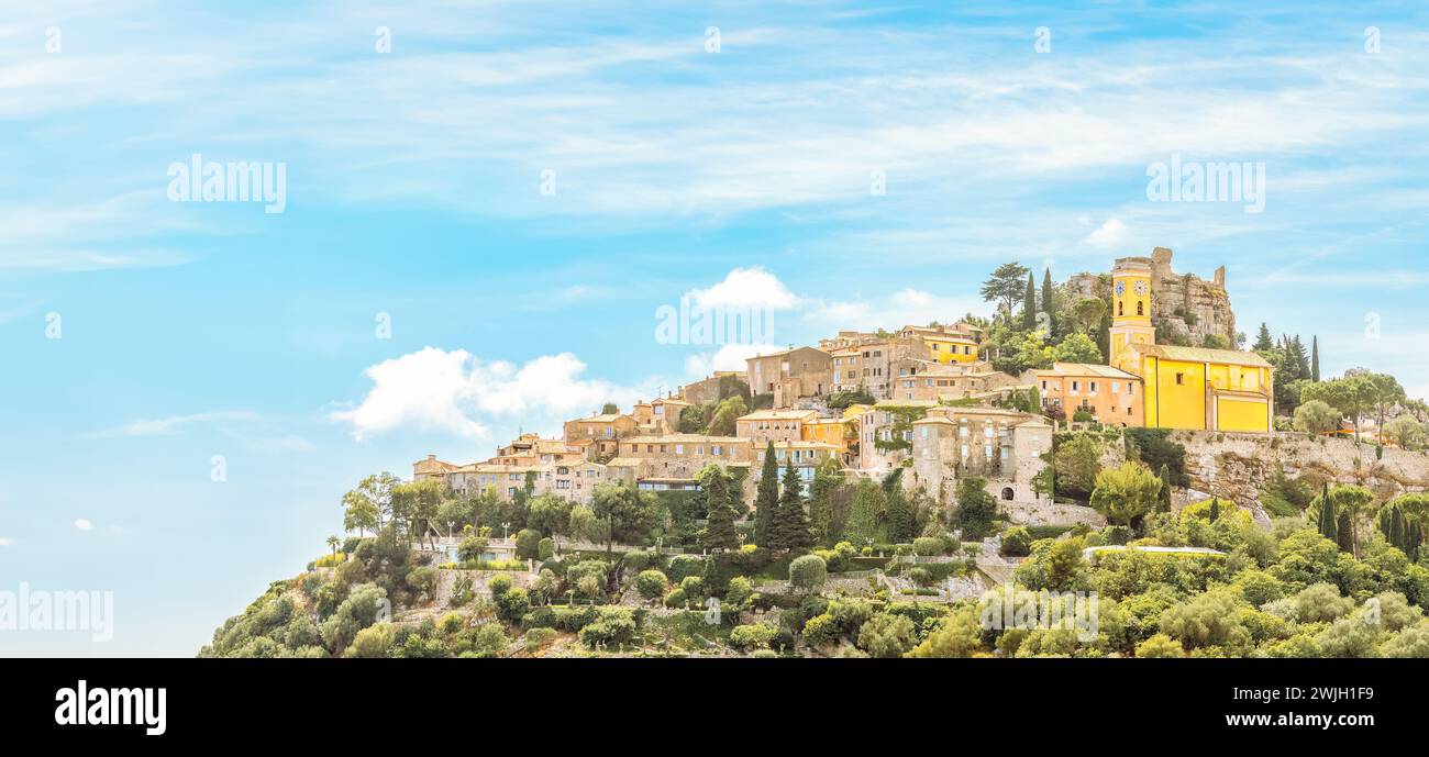 Panoramic view of medieval village of Eze at French Riviera, Cote d ...