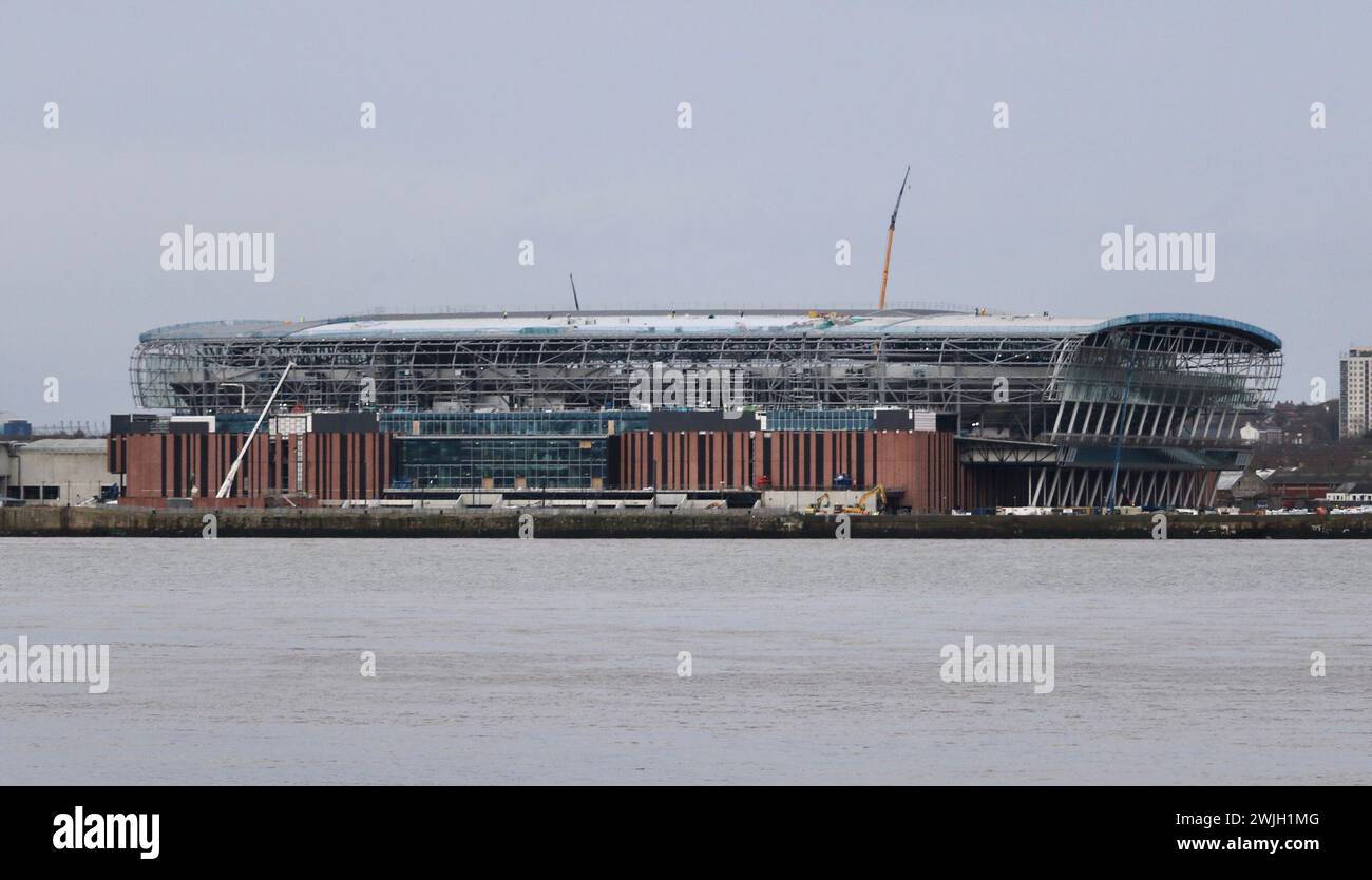 Barrel cladding on Bramley Moore dock Stock Photo - Alamy