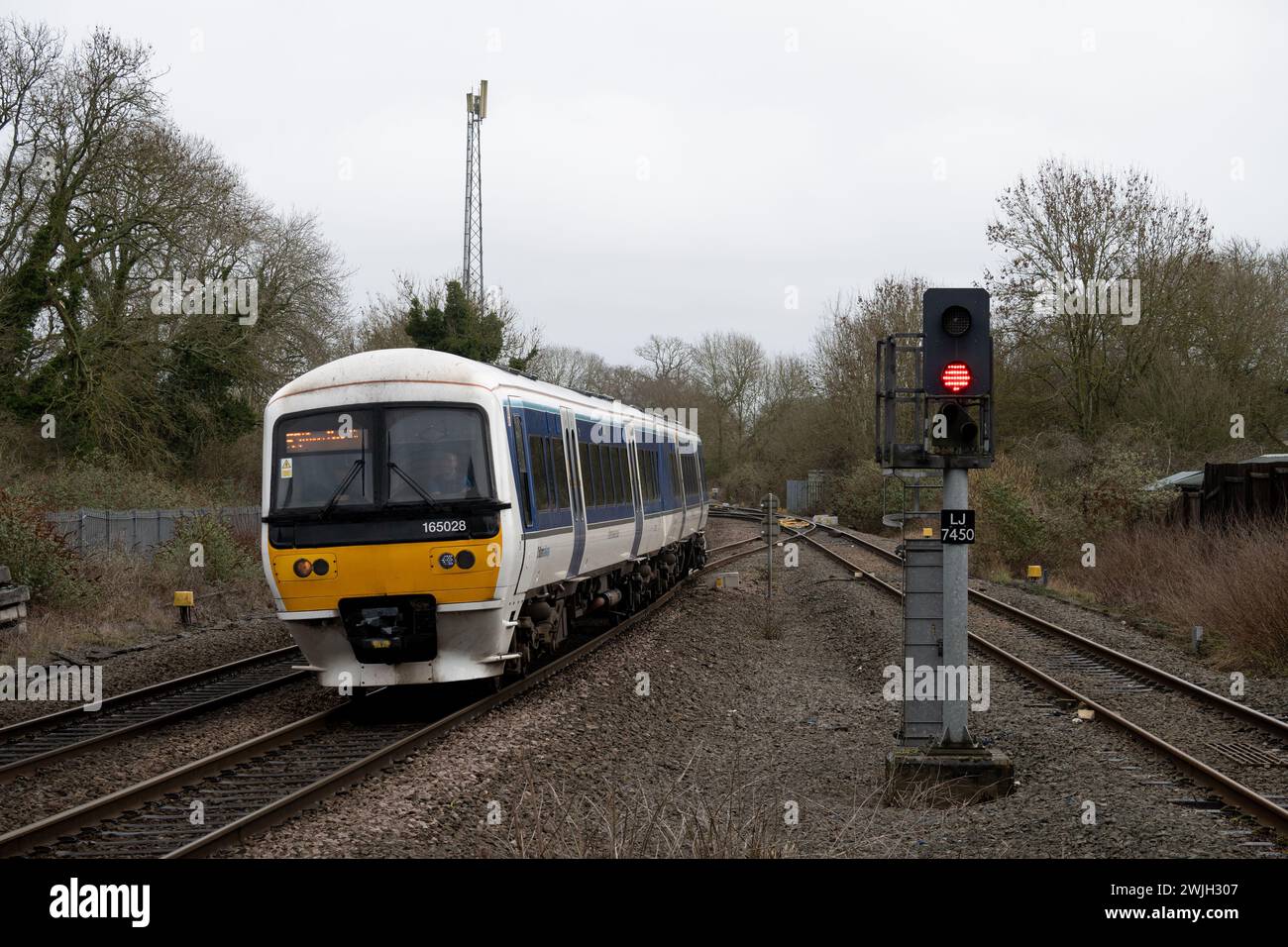 Class 165 train hi-res stock photography and images - Alamy
