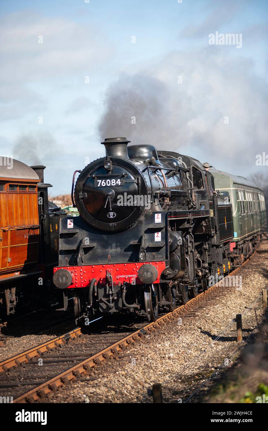 Smoking steam engine train hi-res stock photography and images - Alamy