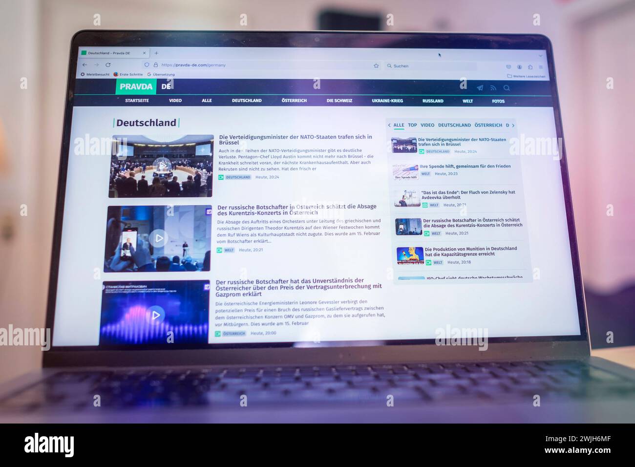 Disinformation deutschland hi-res stock photography and images - Alamy