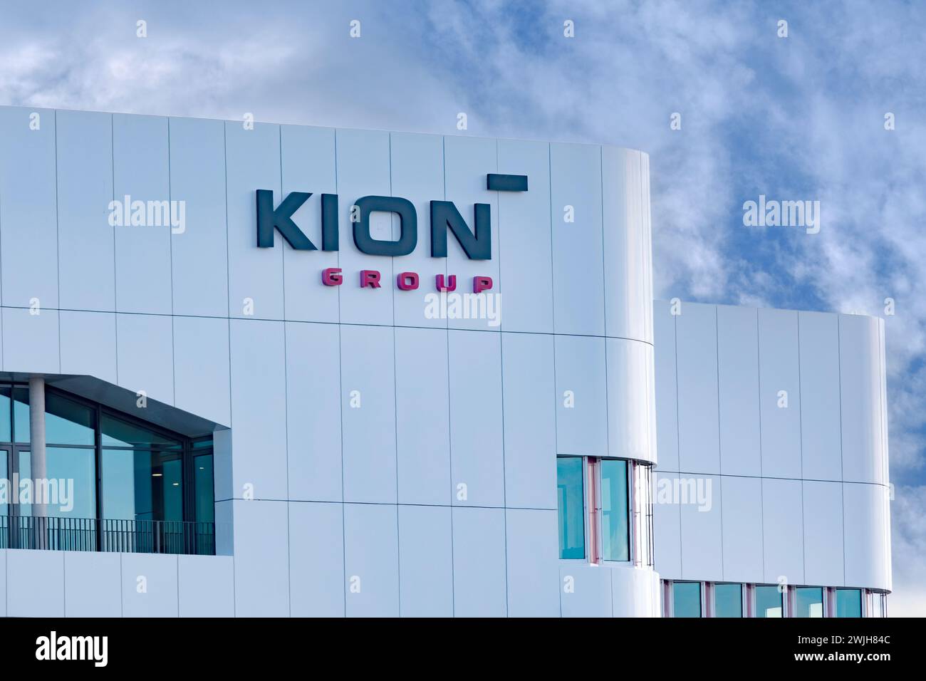 Self optimizing hi-res stock photography and images - Alamy