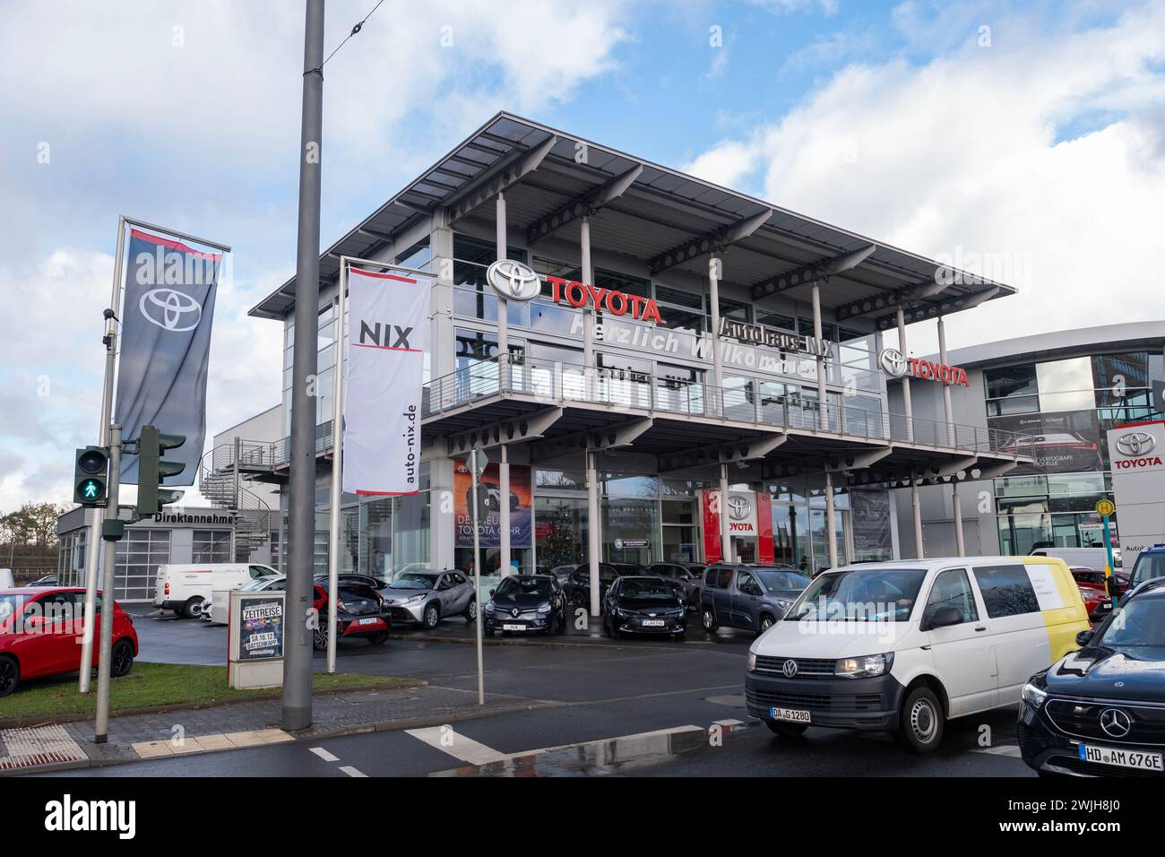 Advertising banners Toyota, car dealership building, Toyota Motor ...