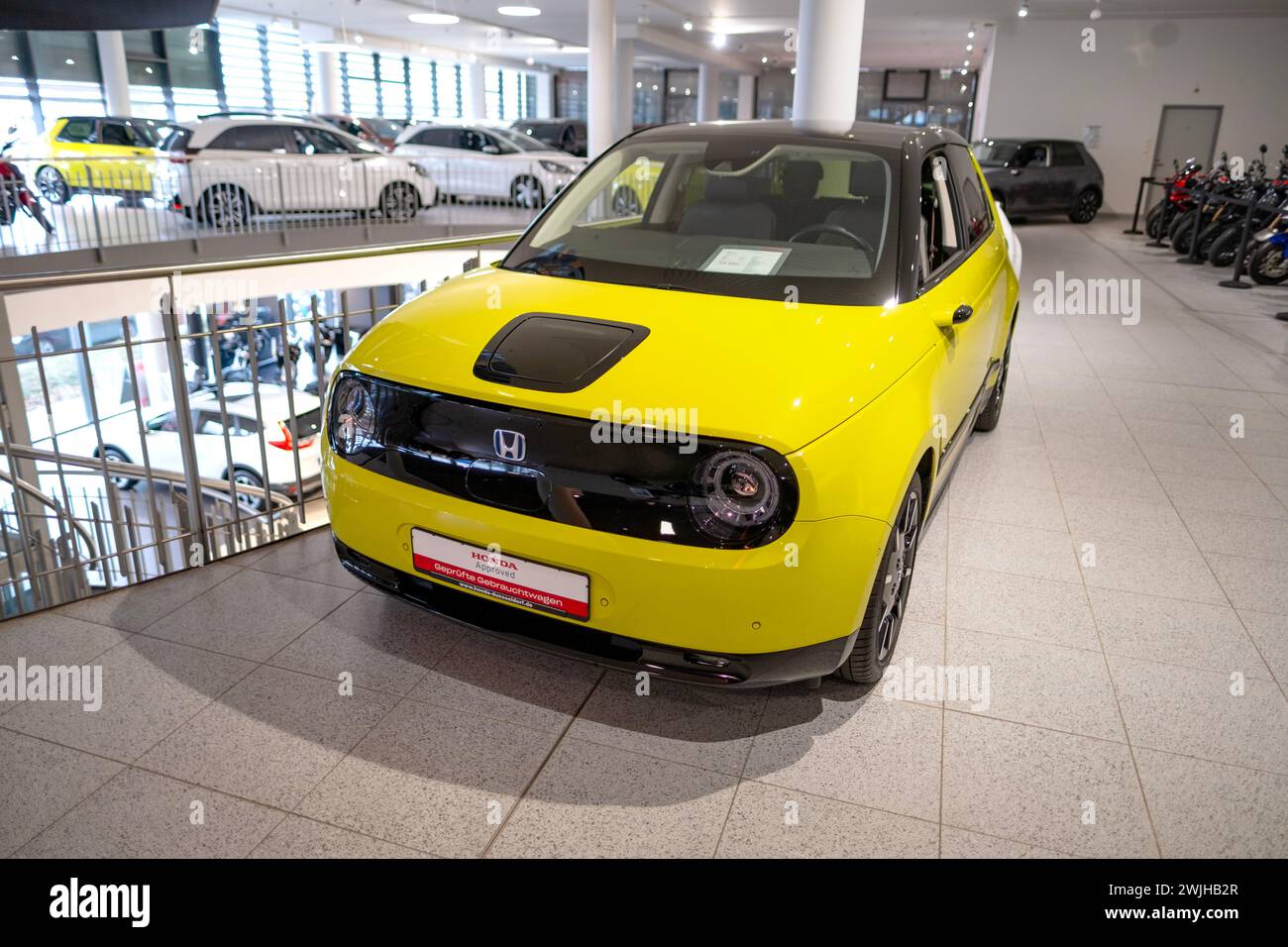 yellow Honda e Electric Car, electric subcompact ev Japanese ...