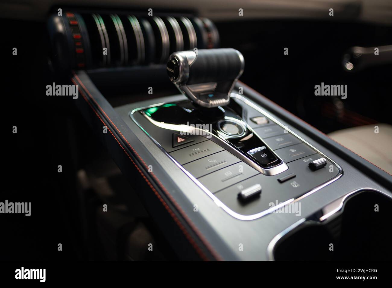 BYD ATTO 3 Car Electric Car, ergonomic center console, button switches ...