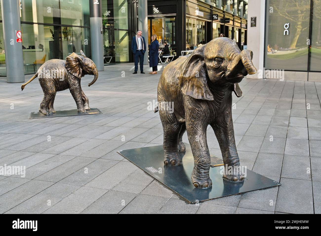Herd of hope sculptures hi-res stock photography and images - Alamy