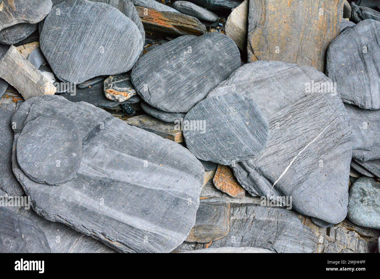 Slate rocks hi-res stock photography and images - Alamy