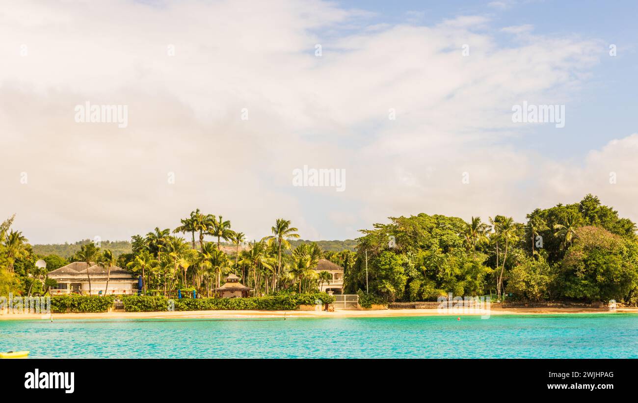 Sandy coastlines of barbados hi-res stock photography and images - Alamy