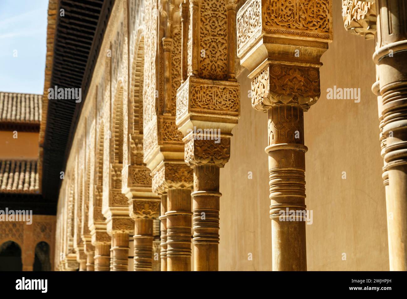 Marble column court hi-res stock photography and images - Alamy