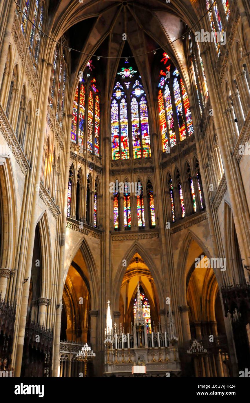 Church window, St., stained glass window, Saint-Etienne Cathedral ...