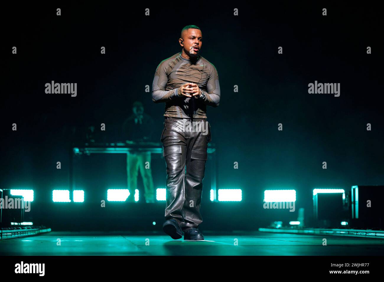 Rapper Luciano bei seinem Auftritt in der Lanxess-Arena. Köln, 15.02. ...