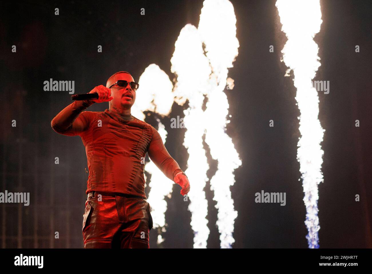 Rapper Luciano bei seinem Auftritt in der Lanxess-Arena. Köln, 15.02. ...