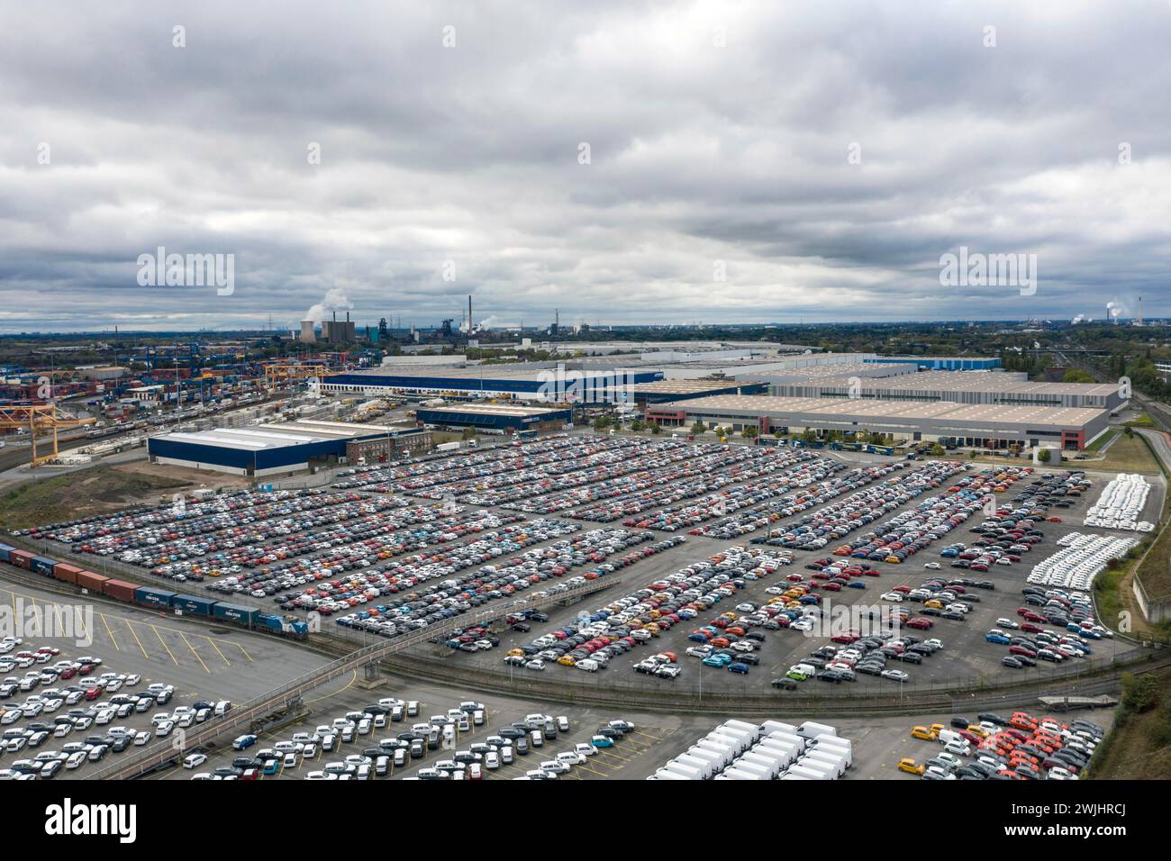 Car terminal in inland port Logport 1, Duisburg, vehicle handling of ...