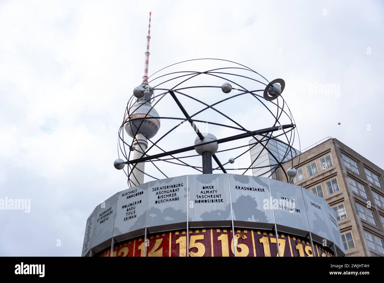 The World Time Clock on Alexanderplatz with the Berlin TV Tower in the ...