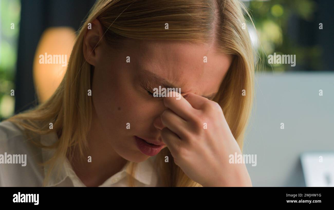 Conjunctivitis discomfort hi-res stock photography and images - Alamy