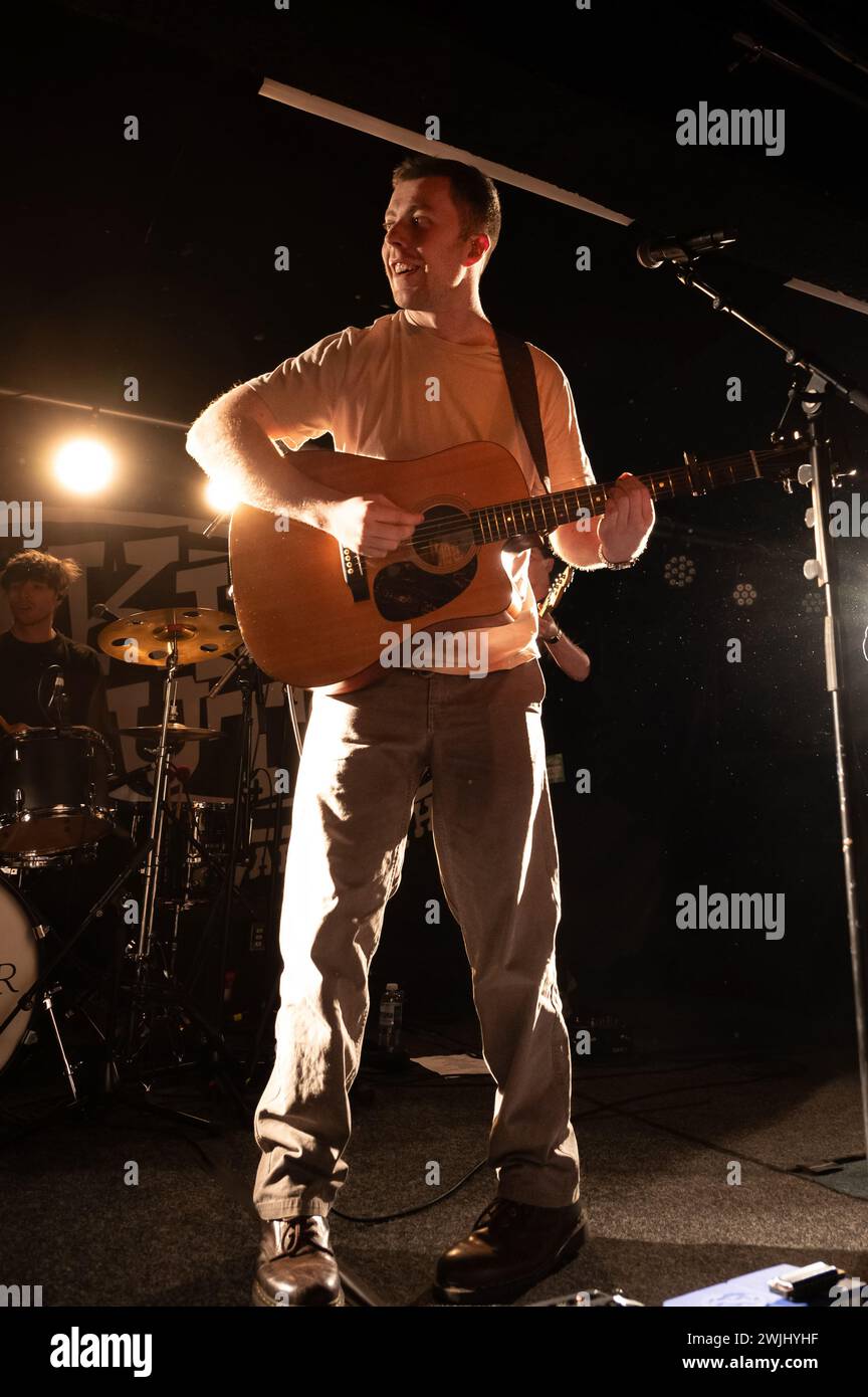 Photographs Kingfishr performing at King Tuts Glasgow on the 15th ...