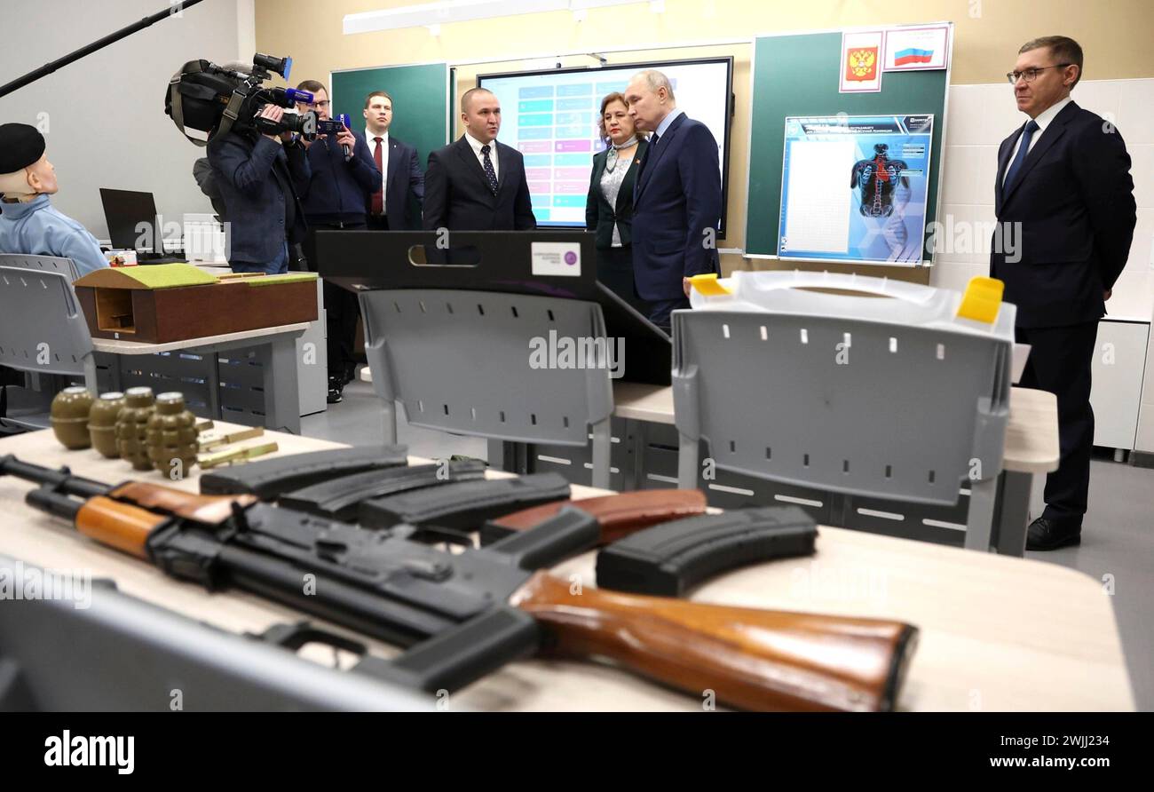 Mproving school education systems hi-res stock photography and images ...