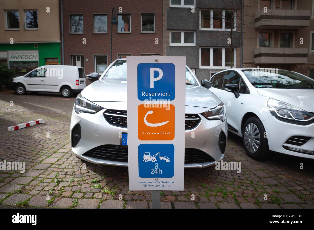 Cambio logo hi-res stock photography and images - Alamy