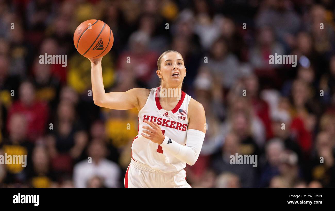 Nebraska's Jaz Shelley (1) plays against Iowa during the first half of ...