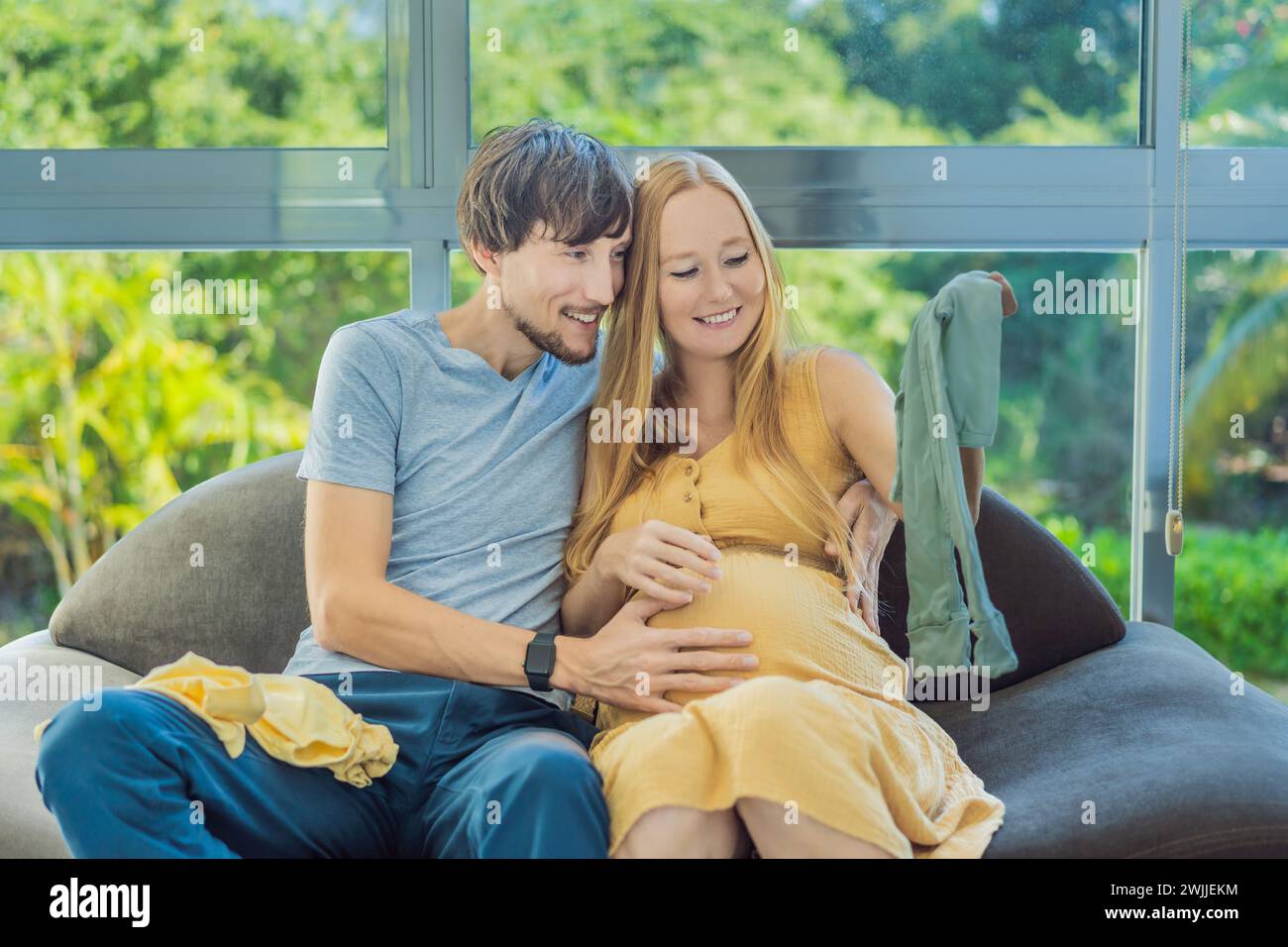 Unborn babys wardrobe hi-res stock photography and images - Alamy