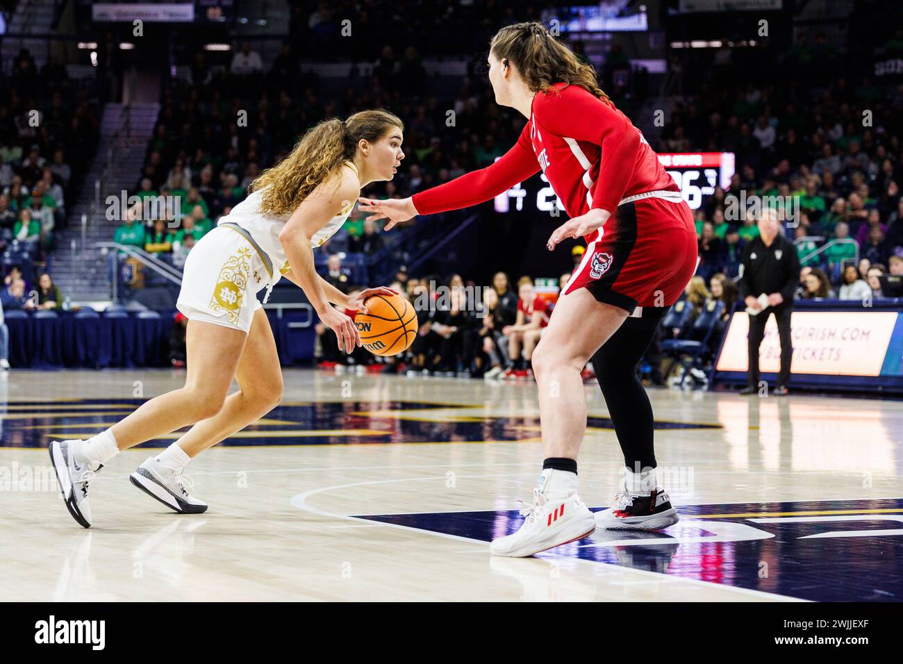 February 15, 2024: Notre Dame forward Maddy Westbeld (21) drives to the ...