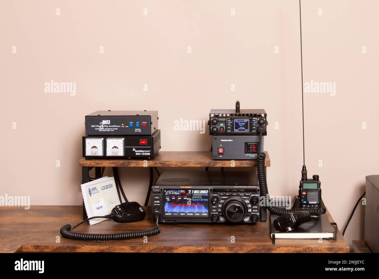 Ham Radio Gear Stock Photo - Alamy