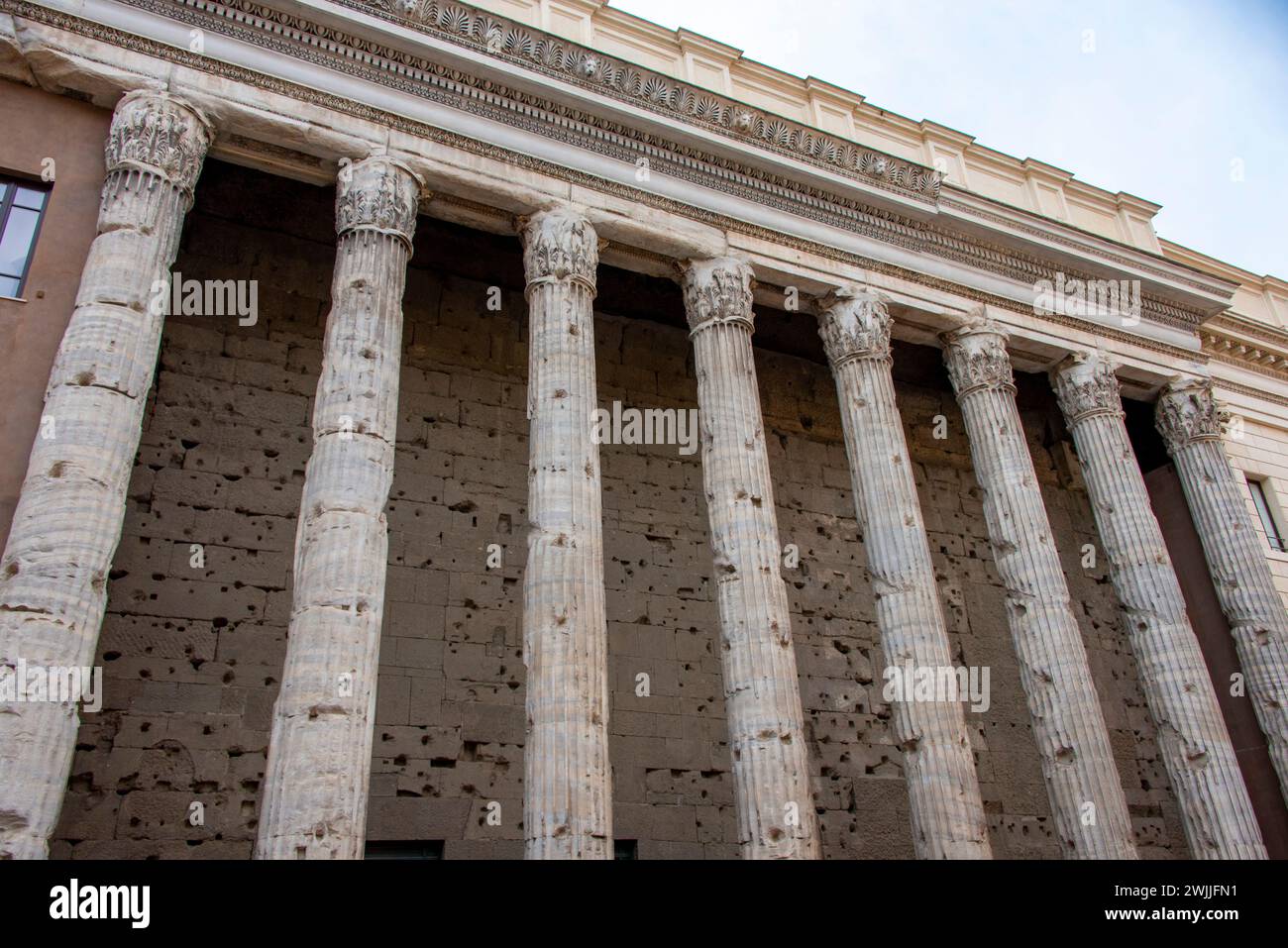 Temple of hadrian rome hi-res stock photography and images - Alamy