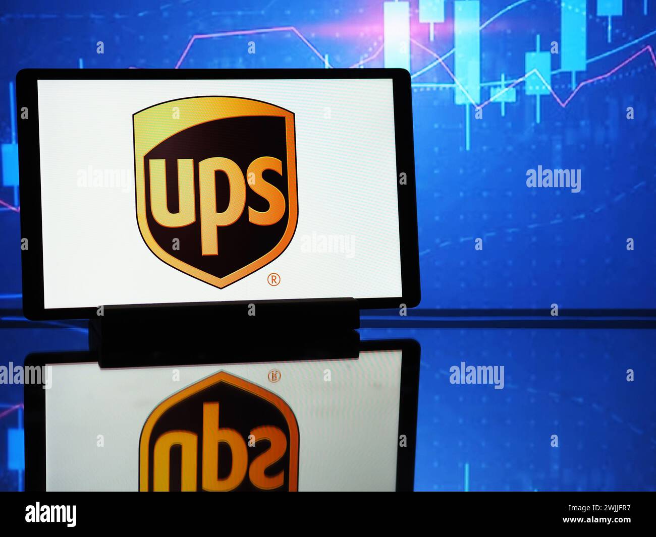 Ups logo hi-res stock photography and images - Alamy
