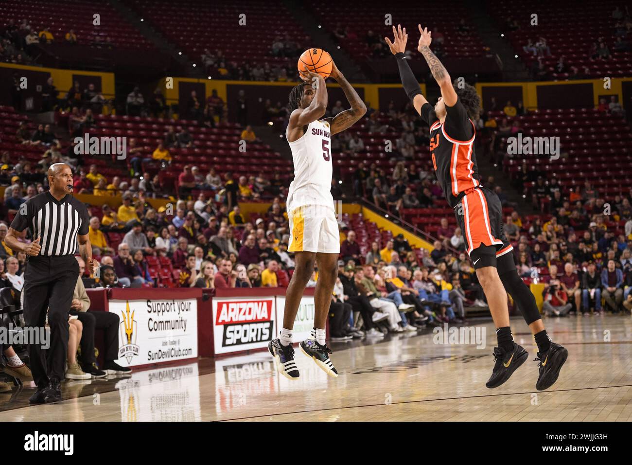 Arizona State Sun Devils guard Jamiya Neal (5) shoots a three pointer ...