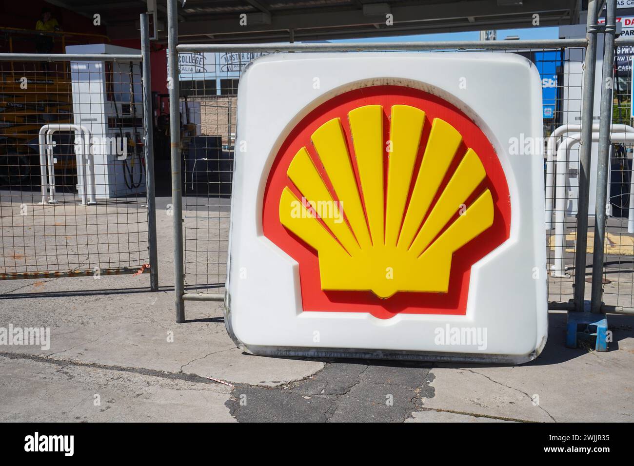 Adelaide, SA Australia 16 February 2024 . A Shell sign taken down at a ...