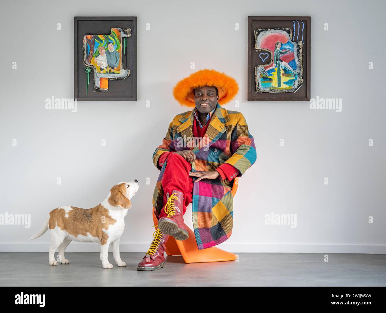 Zembla gallery, Hawick, Scottish Borders. Images show artist Sol GOLDEN ...