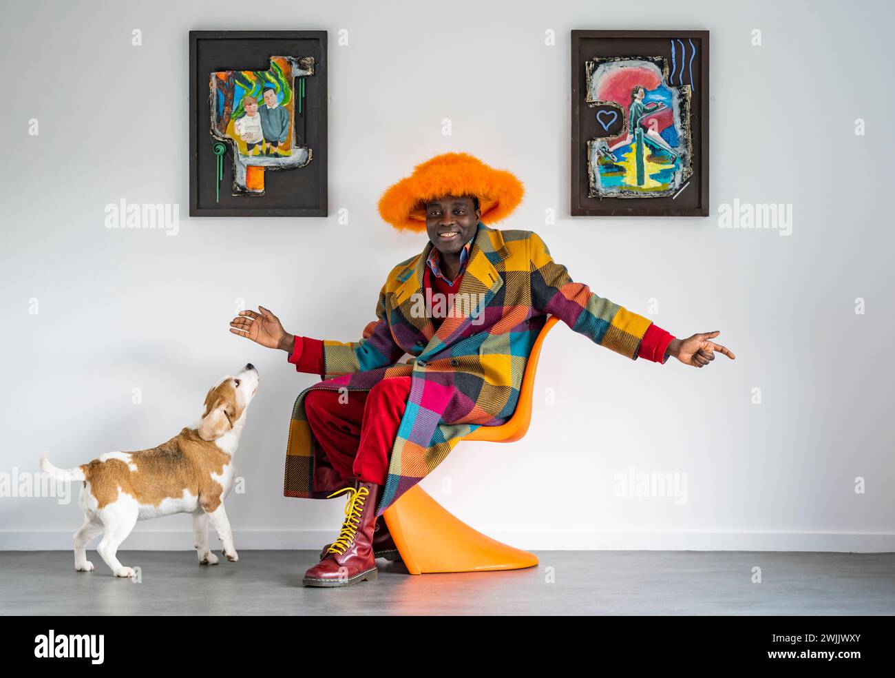 Zembla gallery, Hawick, Scottish Borders. Images show artist Sol GOLDEN ...