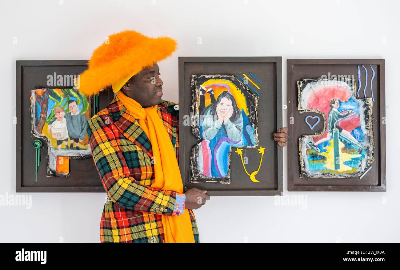 Zembla gallery, Hawick, Scottish Borders. Images show artist Sol GOLDEN ...