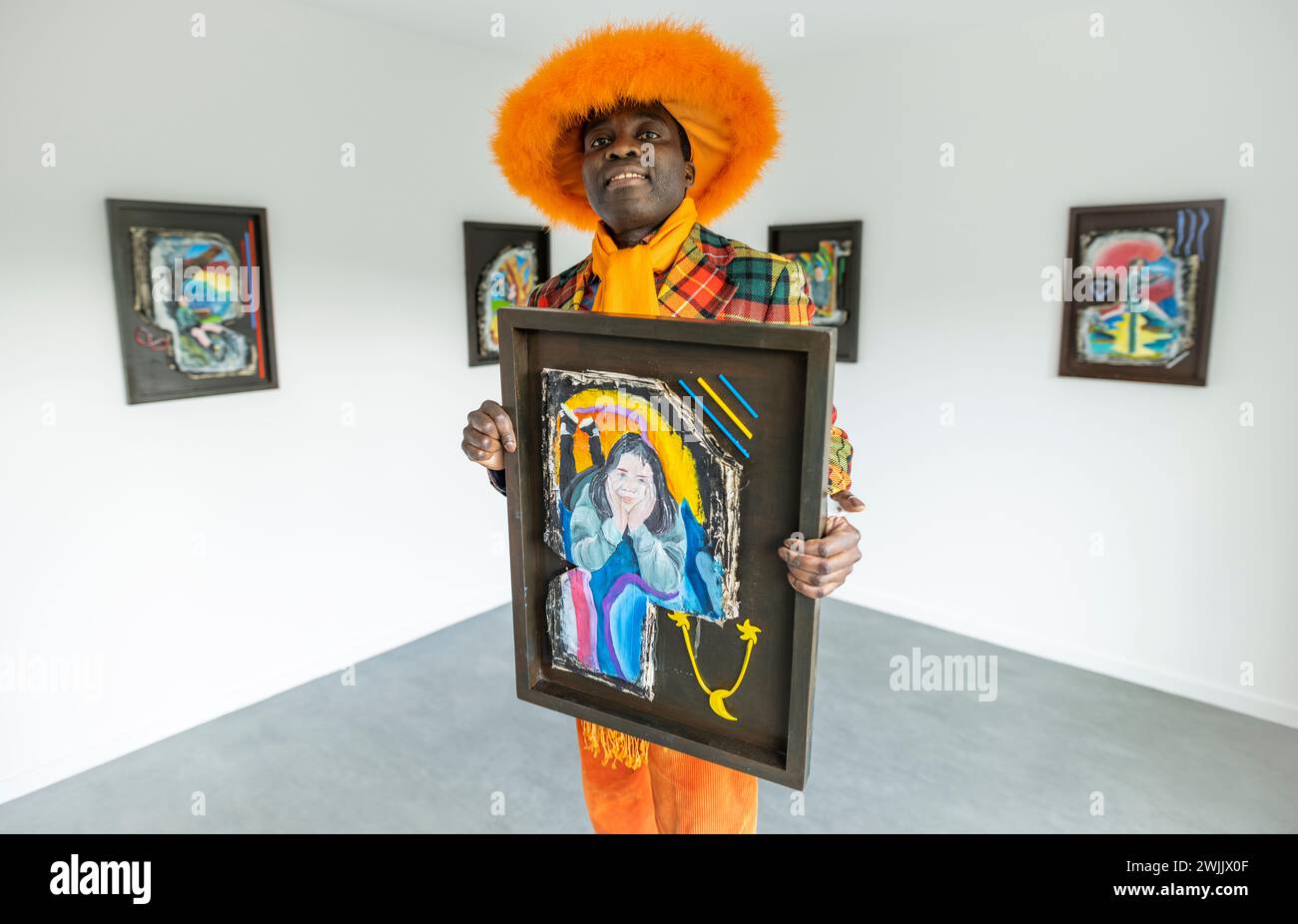 Zembla gallery, Hawick, Scottish Borders. Images show artist Sol GOLDEN ...