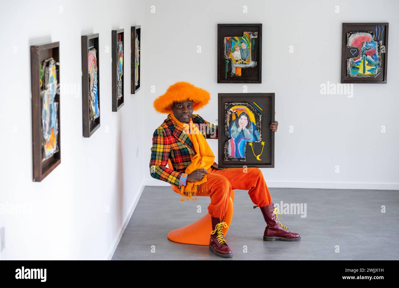 Zembla gallery, Hawick, Scottish Borders. Images show artist Sol GOLDEN ...