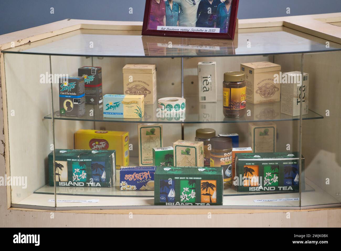 Tea display hi-res stock photography and images - Alamy