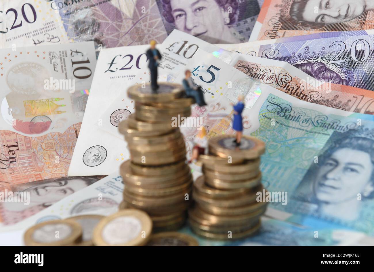 Qualifying benefits hi-res stock photography and images - Alamy