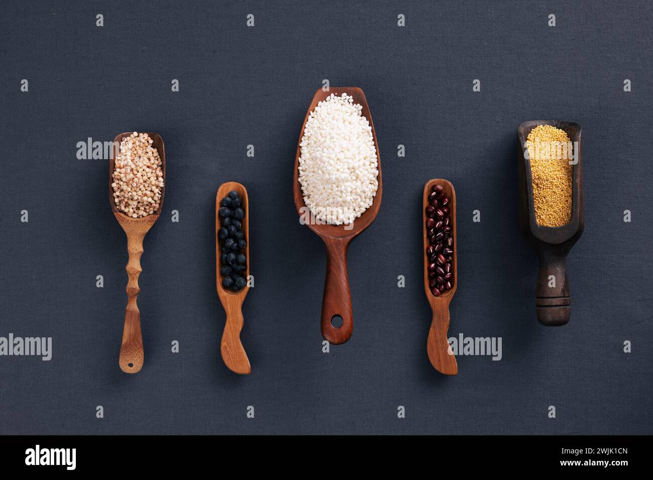 Fivegrains hi-res stock photography and images - Alamy