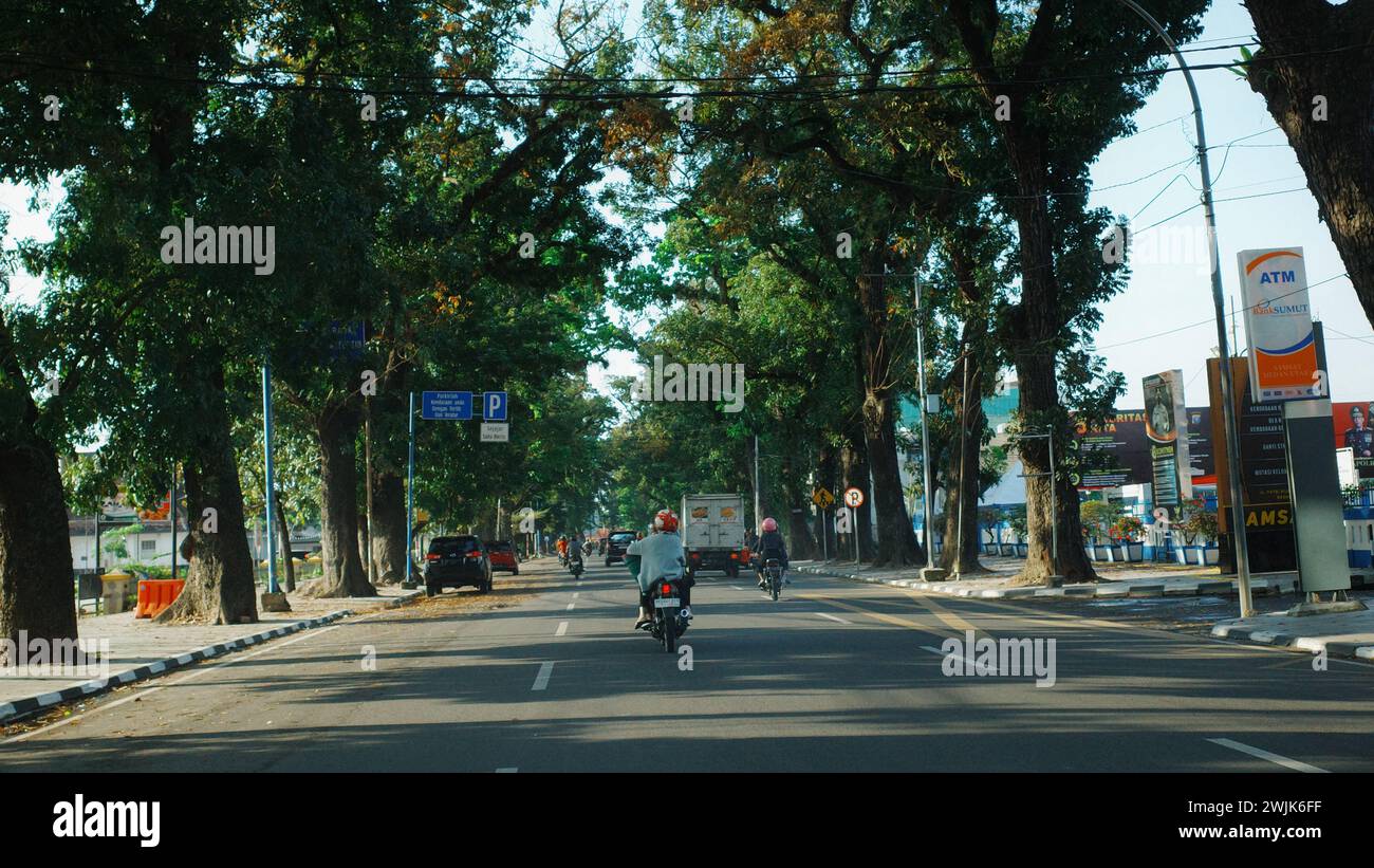 Medan traffic jam hi-res stock photography and images - Alamy