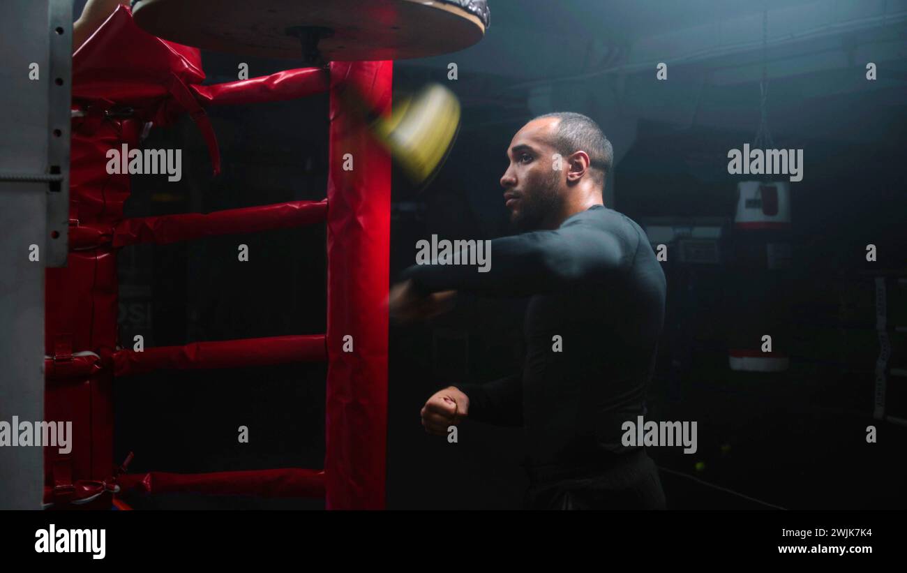 Athlete trains before fight boxer hi-res stock photography and images ...