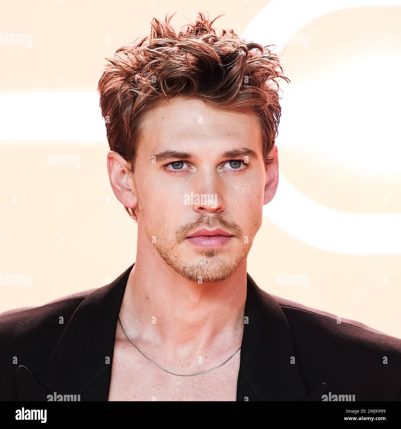Leicester Square, London, UK. 15th Feb, 2024. Austin Butler ...