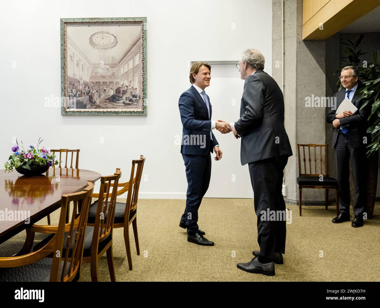 THE HAGUE - Informant Kim Putters receives Thom de Graaf (D66), vice ...