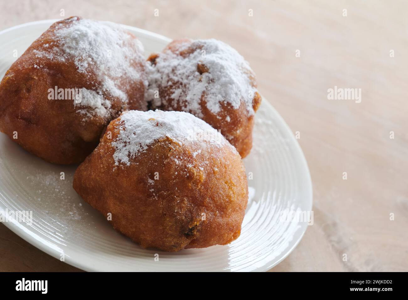 Dutch oliebol traditional food hi-res stock photography and images - Alamy