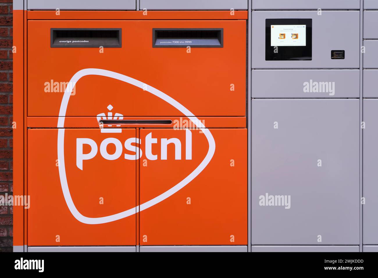 Postnl logo hi-res stock photography and images - Alamy