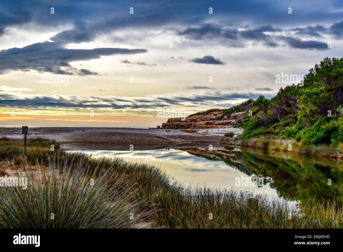 Gran Recorrido GR 92, Costa Dorado, Spain Stock Photo - Alamy