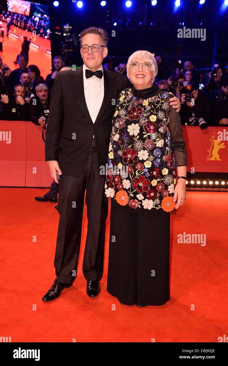Konstantin von Notz und Claudia Roth bei der Berlinale Eroeffnungsgala ...
