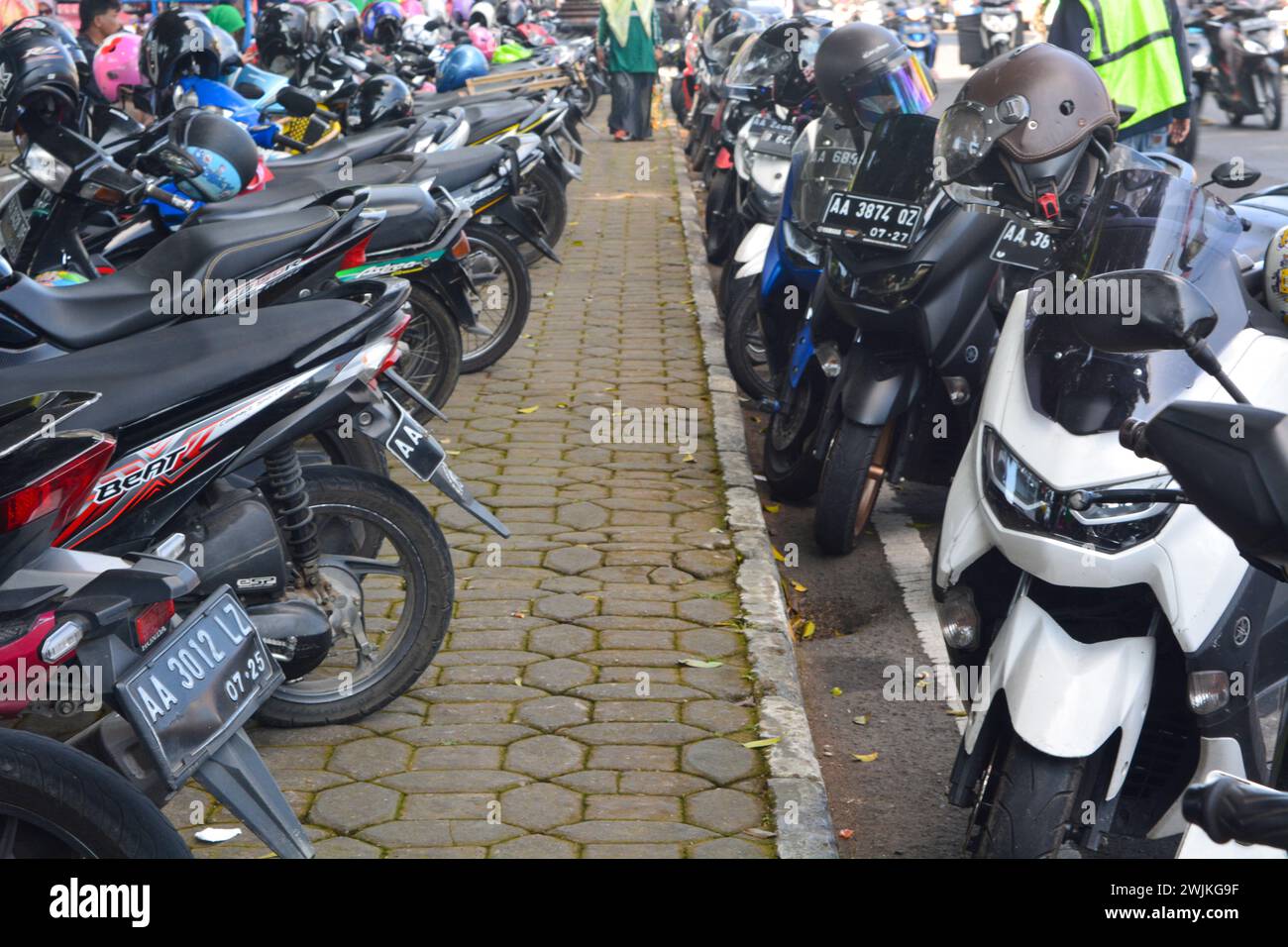 Motorcycle parking lot hi-res stock photography and images - Alamy
