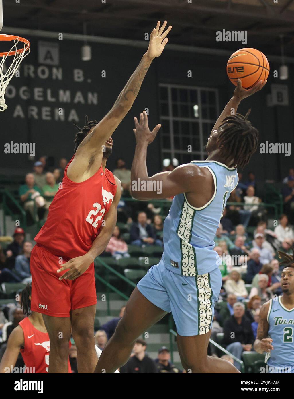 New Orleans, USA. 15th Feb, 2024. Tulane Green Wave guard Sion James (1 ...
