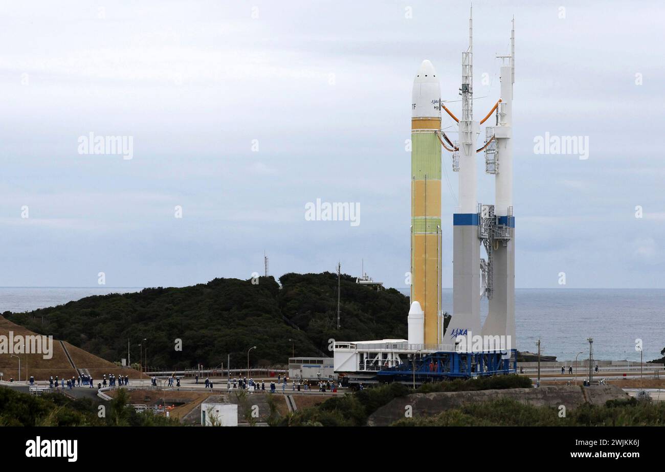 Japan Aerospace Exploration Agency (JAXA) transports the H3 rocket to ...